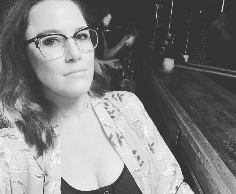 S.E. Cupp rewarding us with a little peek of cleavage | Scrolller