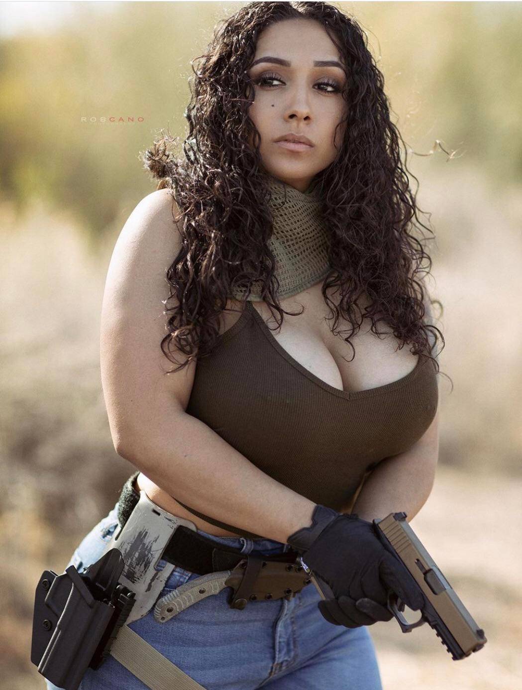 Sabrina Mari | Scrolller