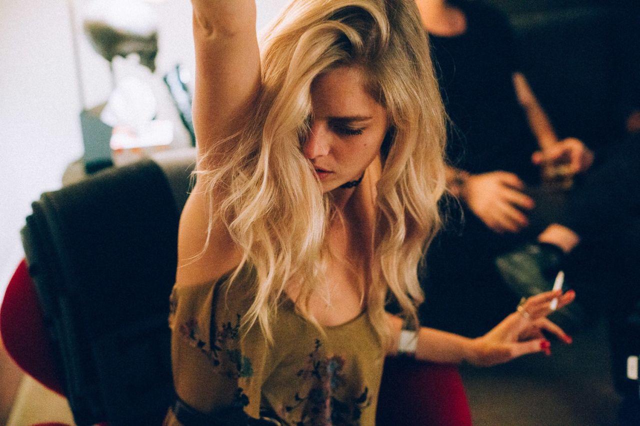 Samara Weaving | Scrolller