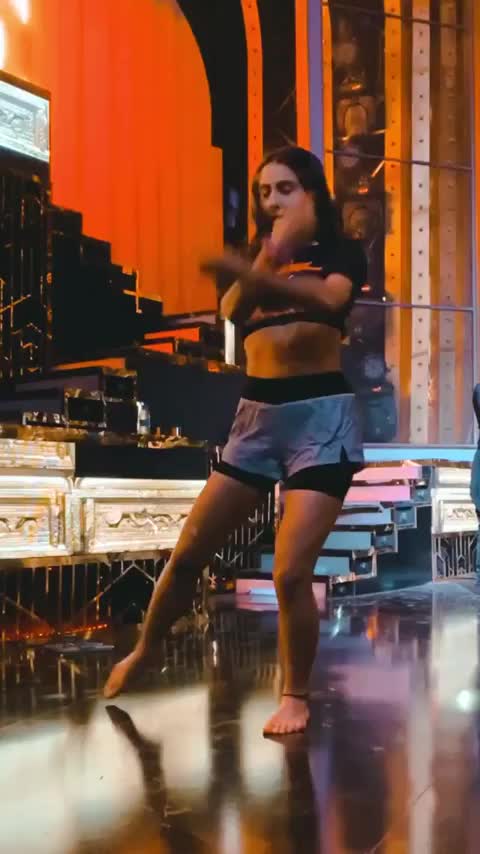 Sara Ali Khan getting ready for her 'performance' | Scrolller