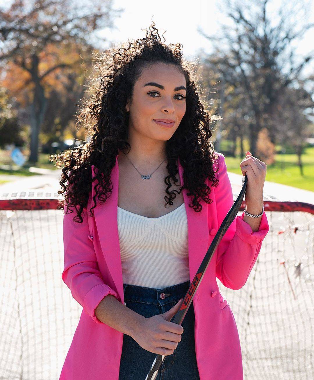 Sarah Nurse | Scrolller