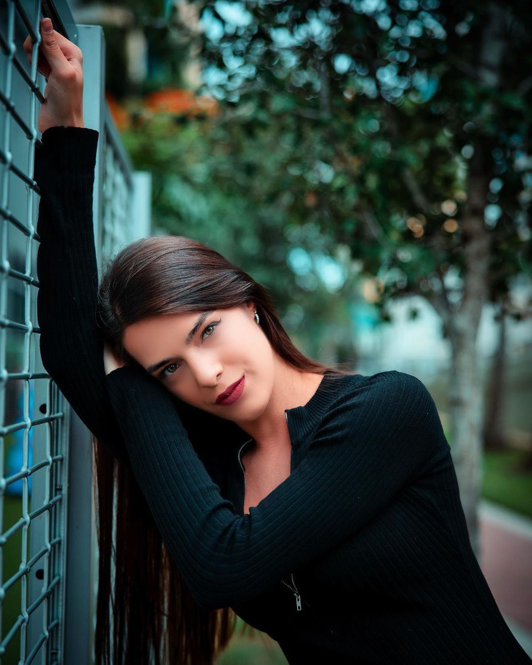 Sarah (@seattlesbeauty) | Scrolller