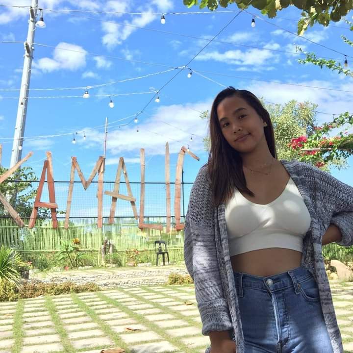 Sarap lamasin ang boobs niya | Scrolller