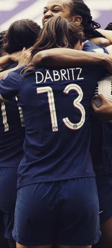 Saras Arsch | Scrolller