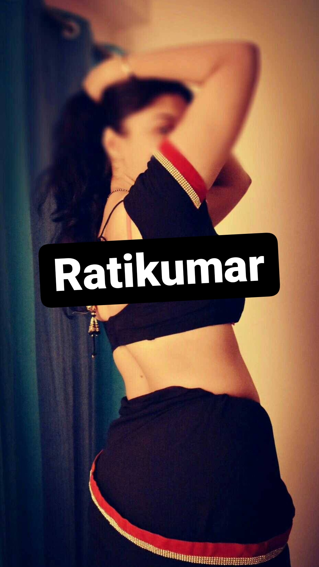 Saree is Always Sexy!! | Scrolller