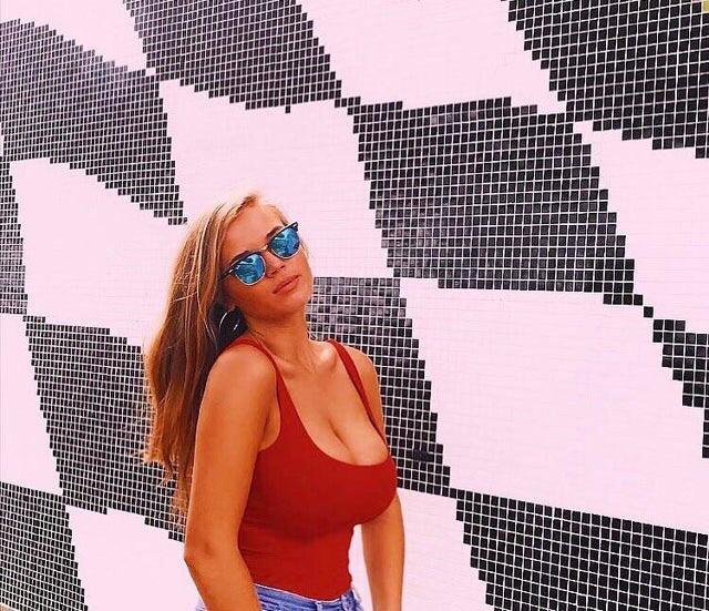 Savannah | Scrolller