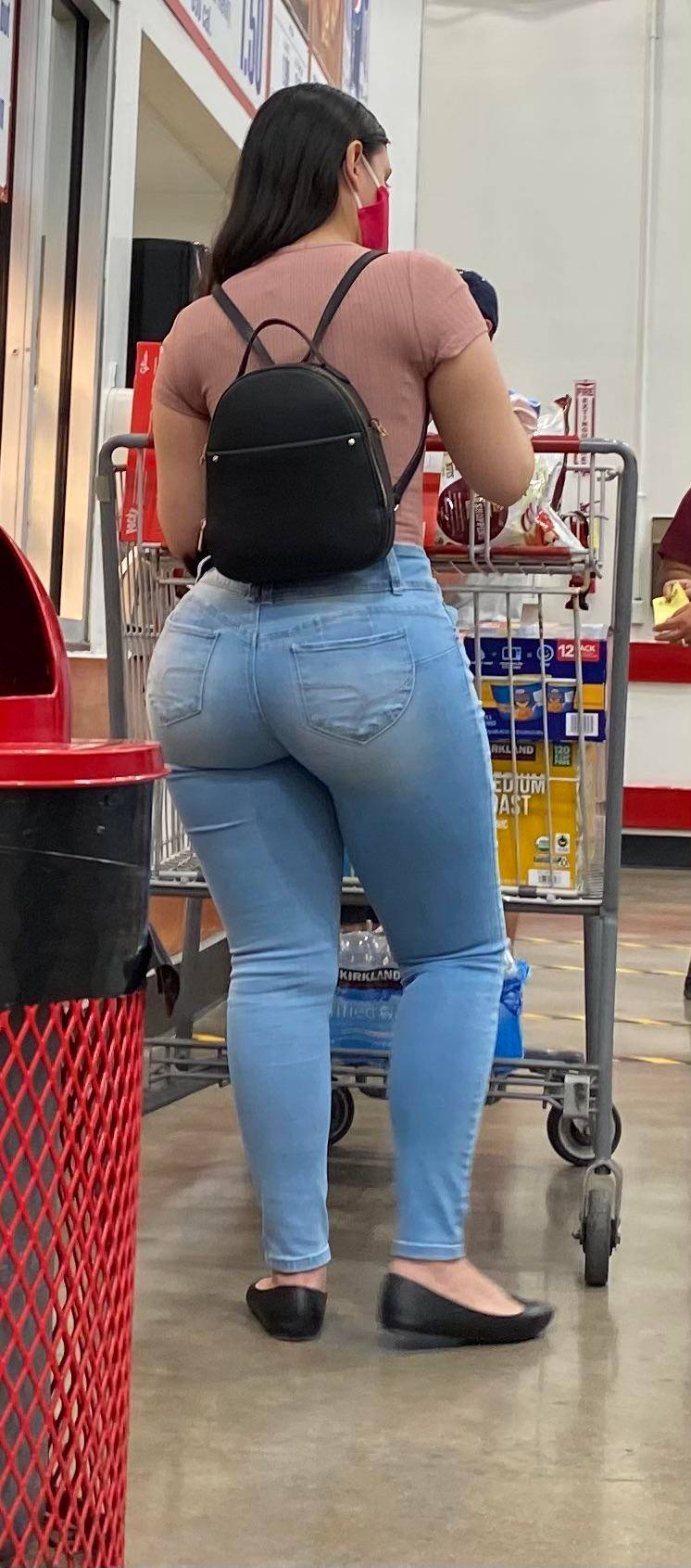 Saw this milf at Costco today! | Scrolller