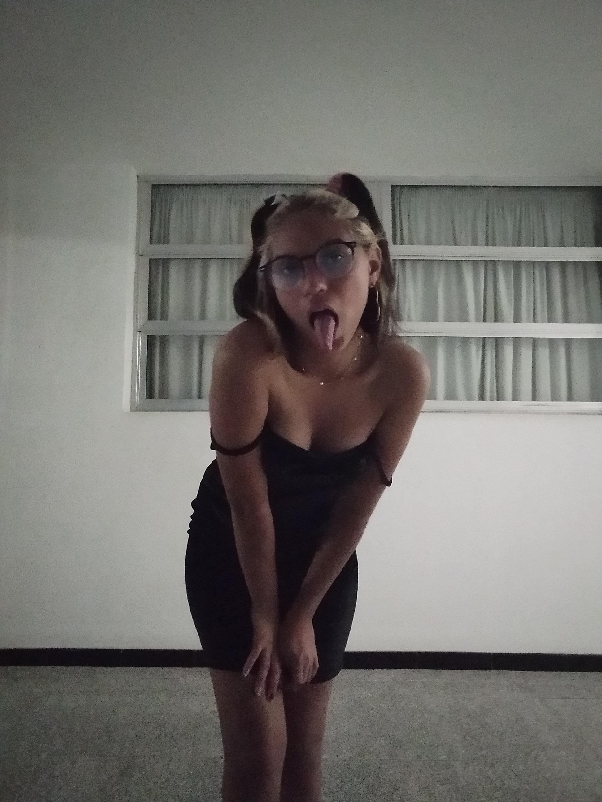 Say hello to Lola | Scrolller