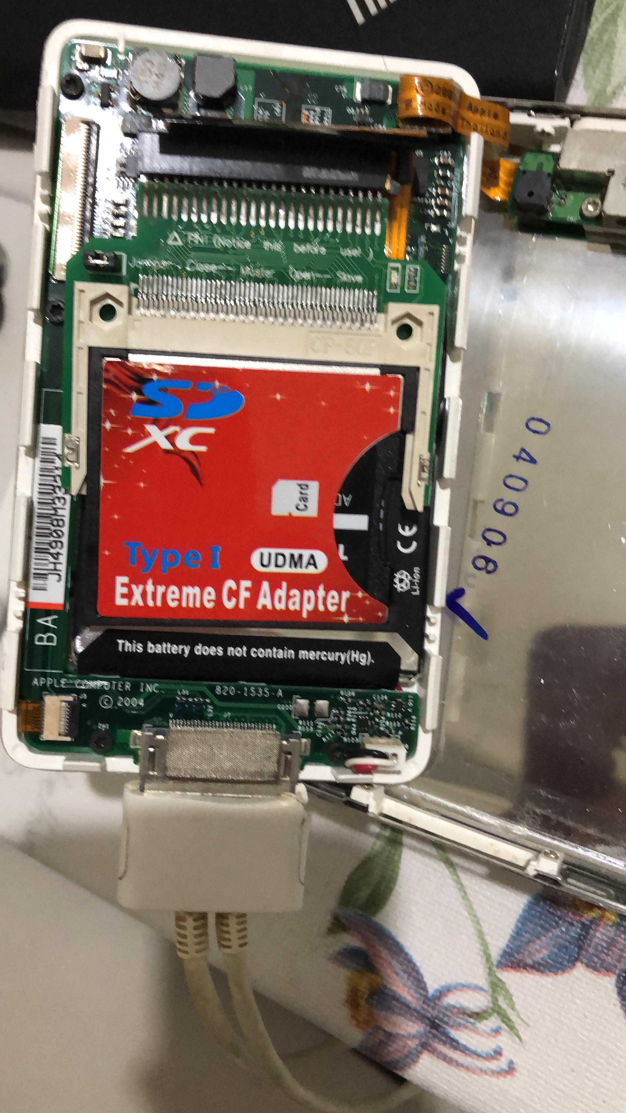 Say hi to 4th gen ipod+hp | Scrolller