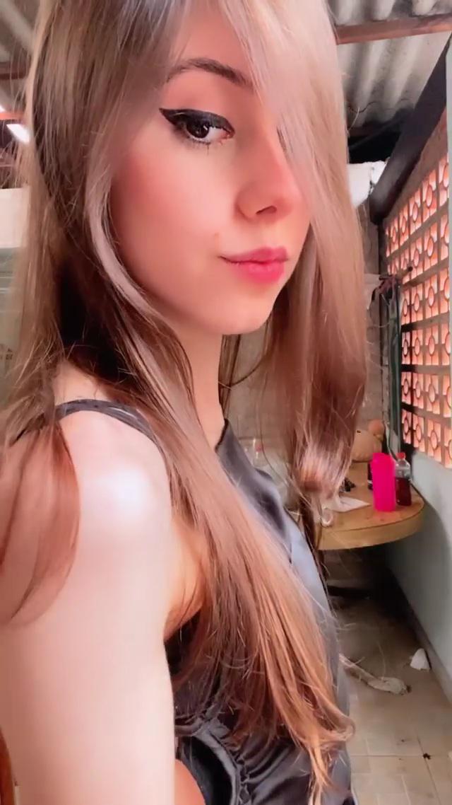 Sayuri Mattar, Me Bate com essa Beleza 😍 | Scrolller