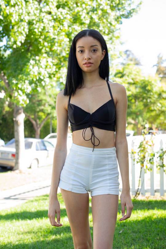 SCARLETT BLOOM | Scrolller