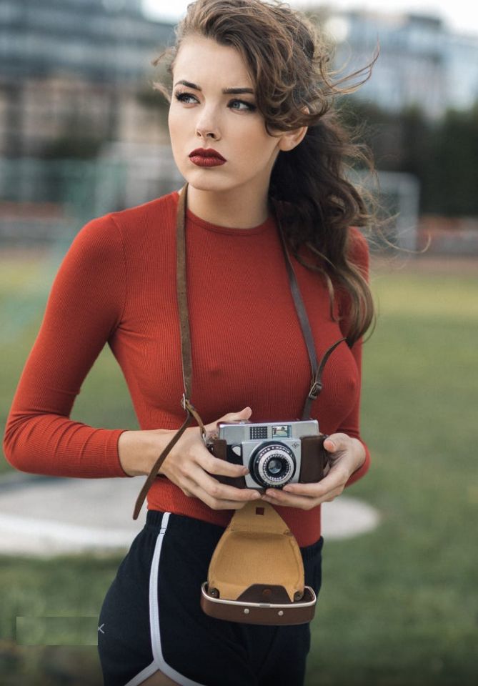 School Journalist Out to Photograph the Game | Scrolller