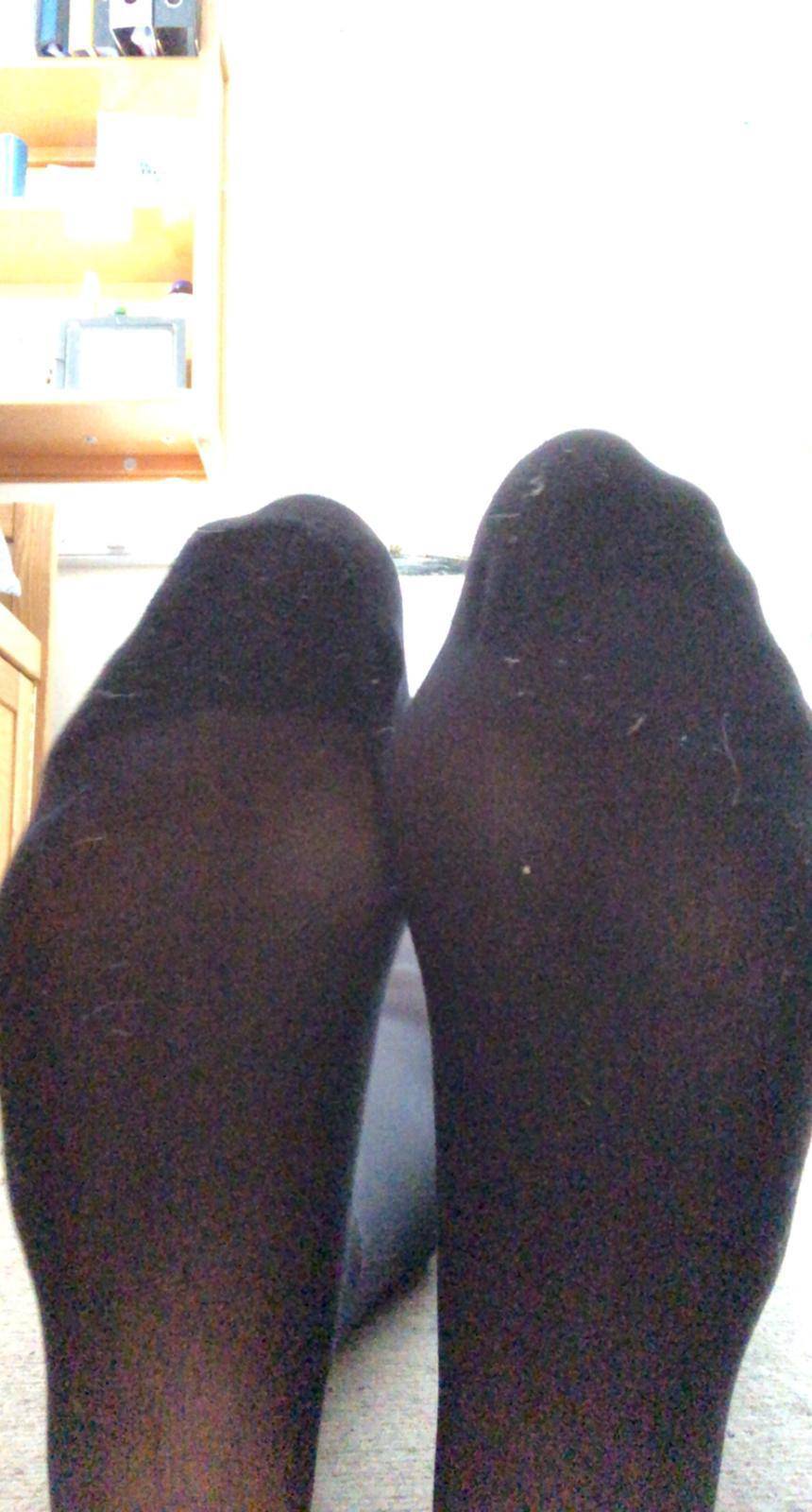 Schoolgirl feet | Scrolller