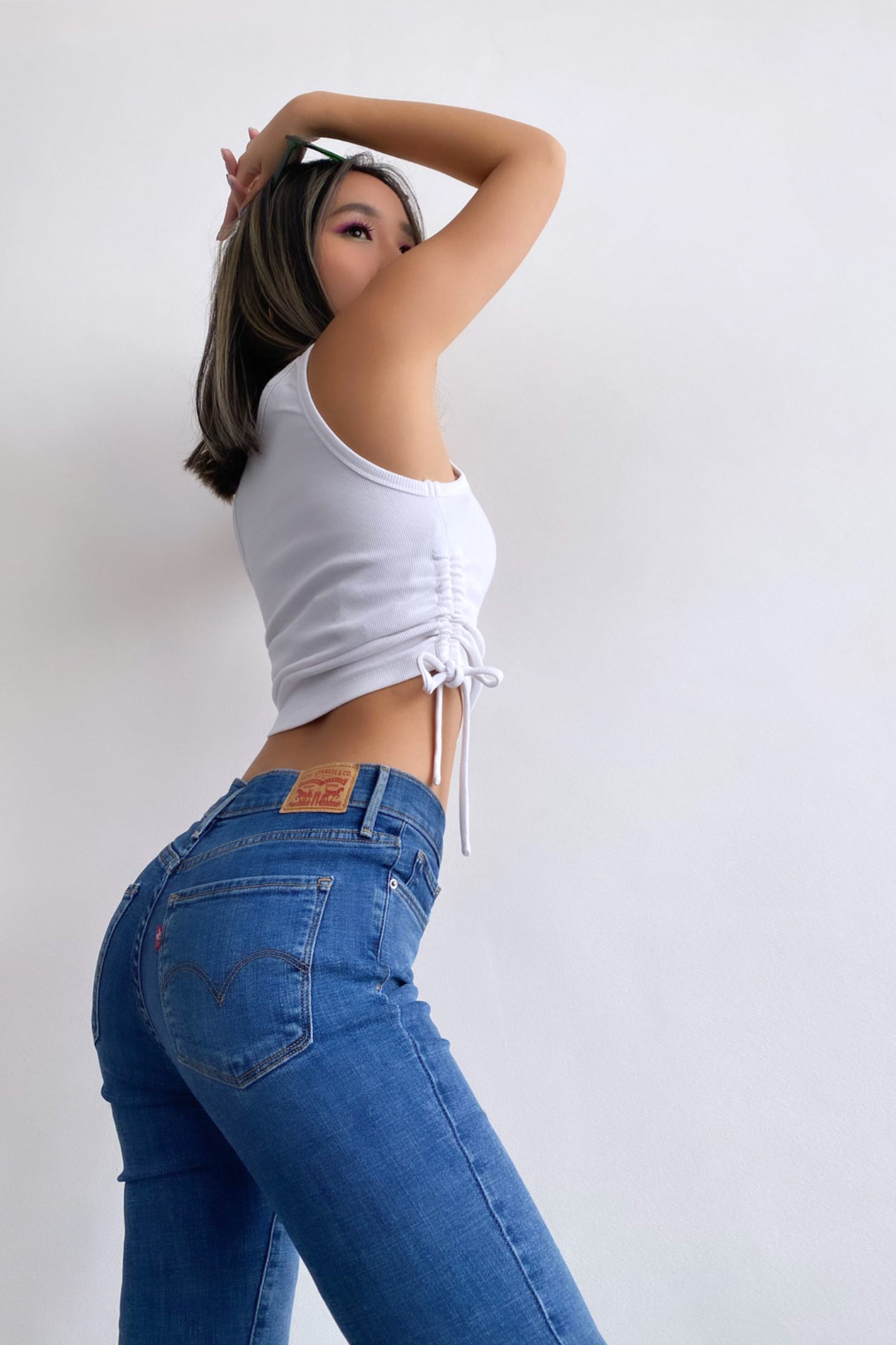 Scrunch top and Levi's | Scrolller