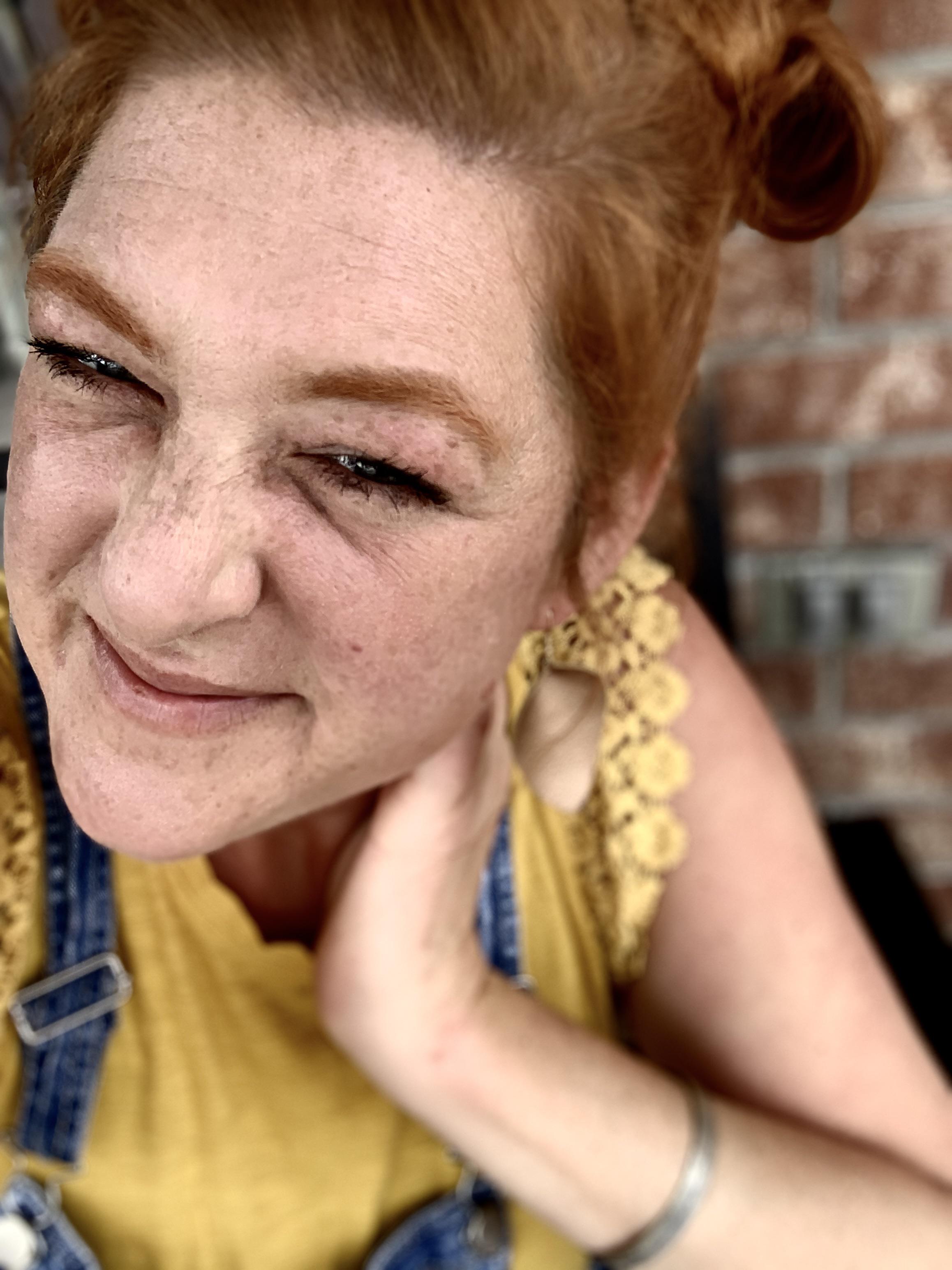 Scrunchy freckled face. | Scrolller