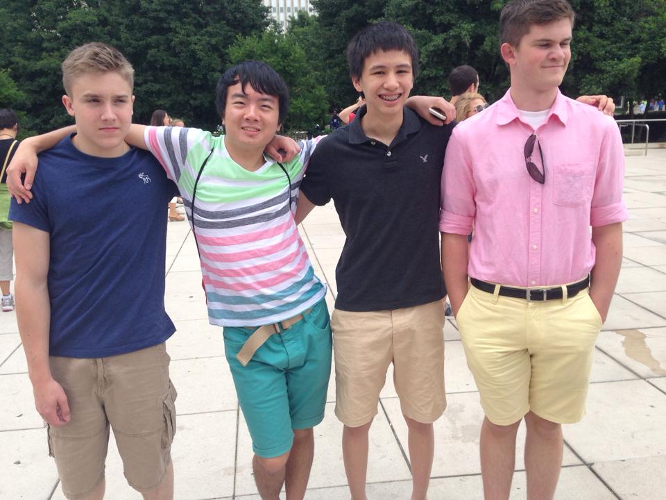 Second From The Left Is Huge Scrolller Second From The Left Is Huge Scrolller