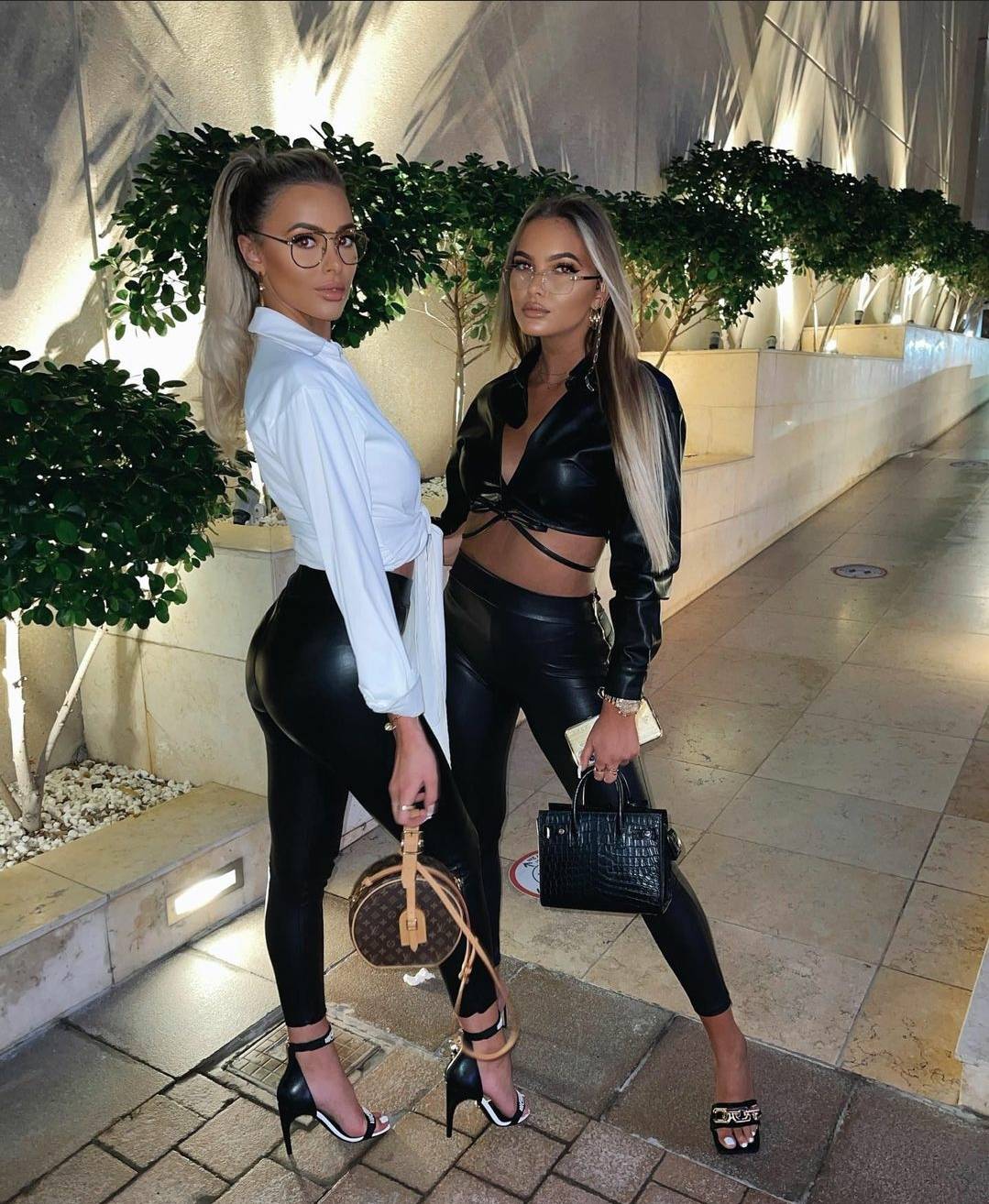 Secretaries after work | Scrolller