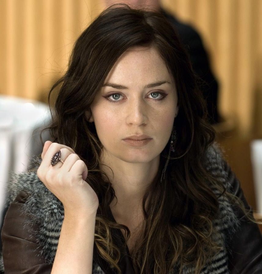 Seductive | Scrolller