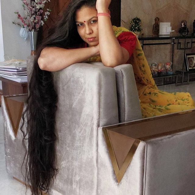 Seductive hair play invitation | Scrolller