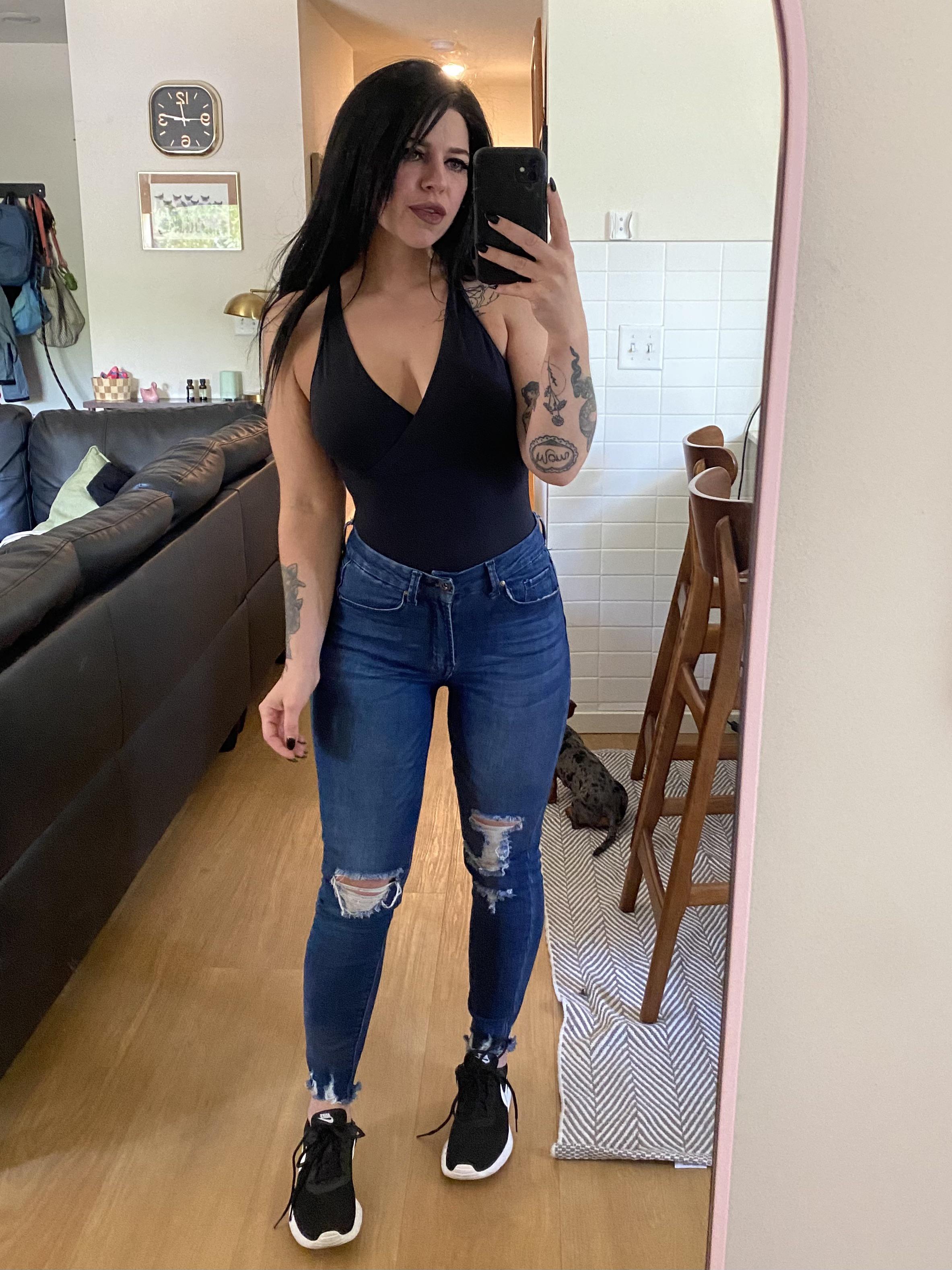 Self esteem has been low :/ F28 | Scrolller