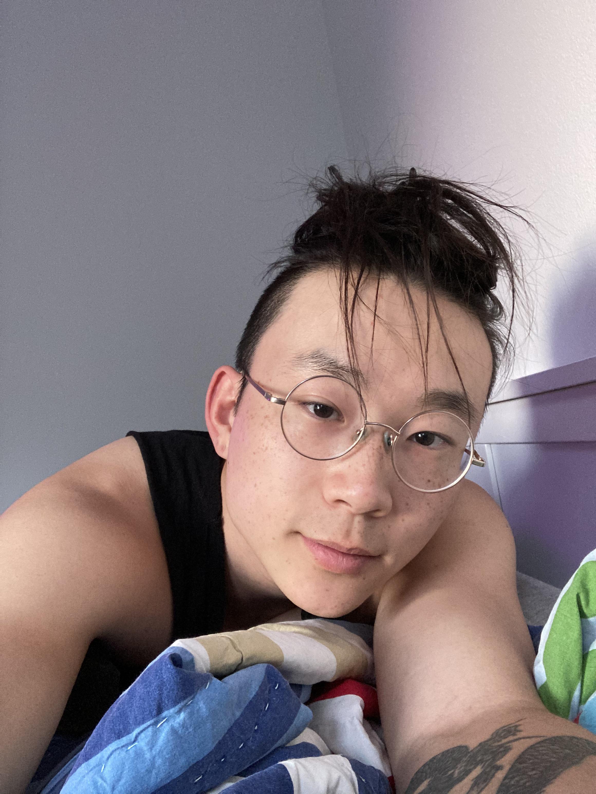 [self] hey there :) | Scrolller