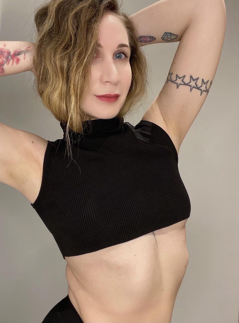 Self portrait photography | Scrolller