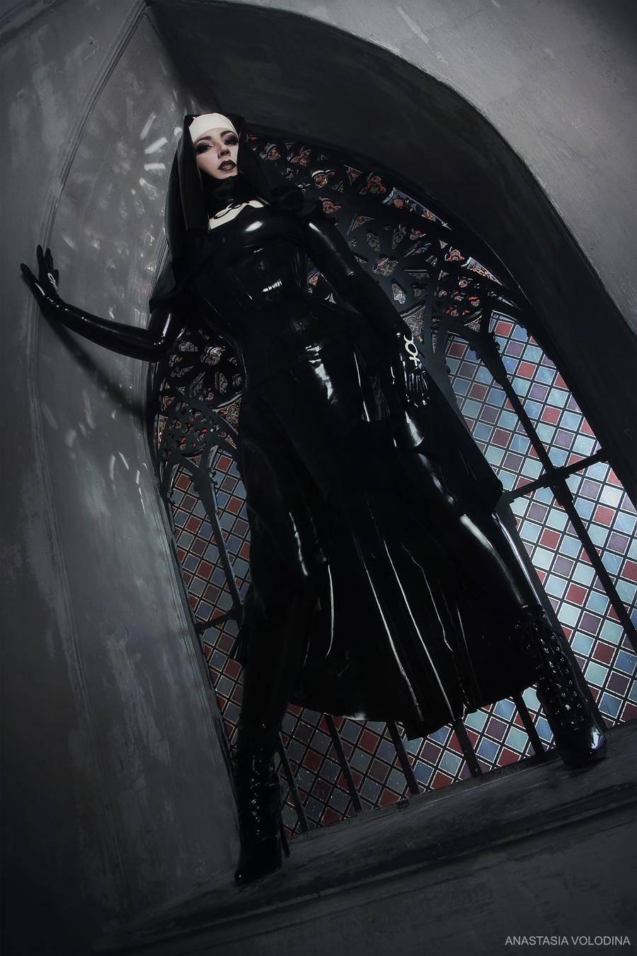 [self] Violet Spider | Scrolller