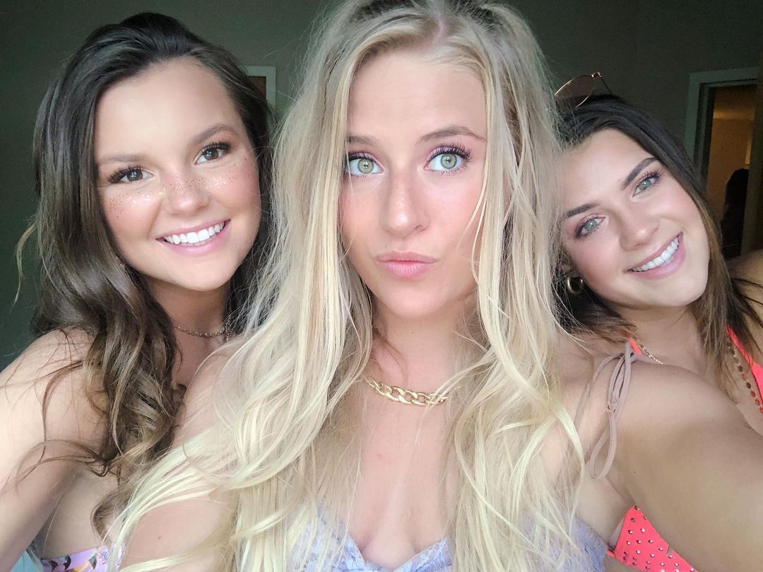 Selfie Trio | Scrolller