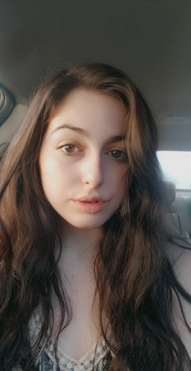 Selfies are a rarity for me, 21F | Scrolller