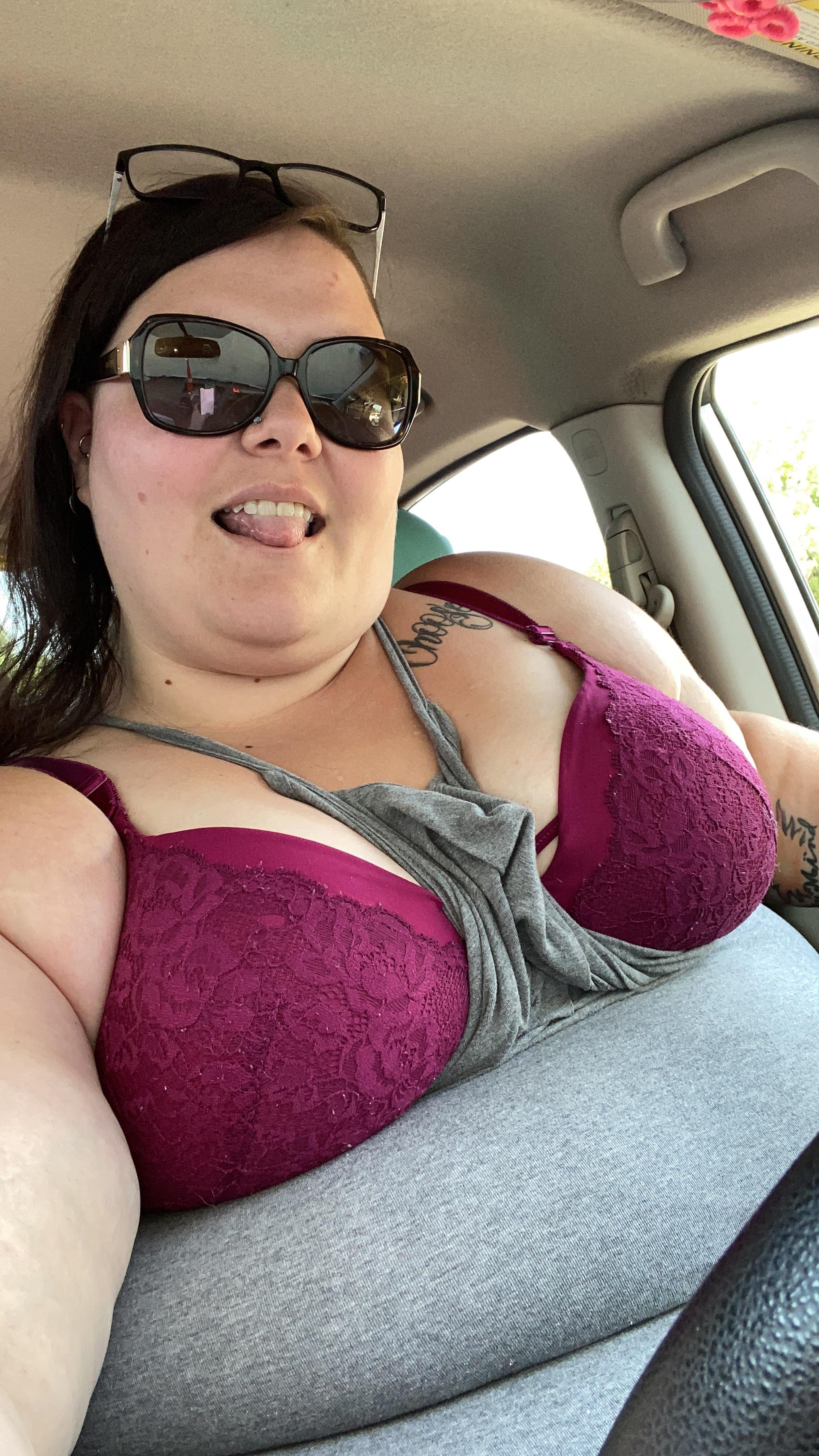 Sending Daddy teasing pics from the car today | Scrolller