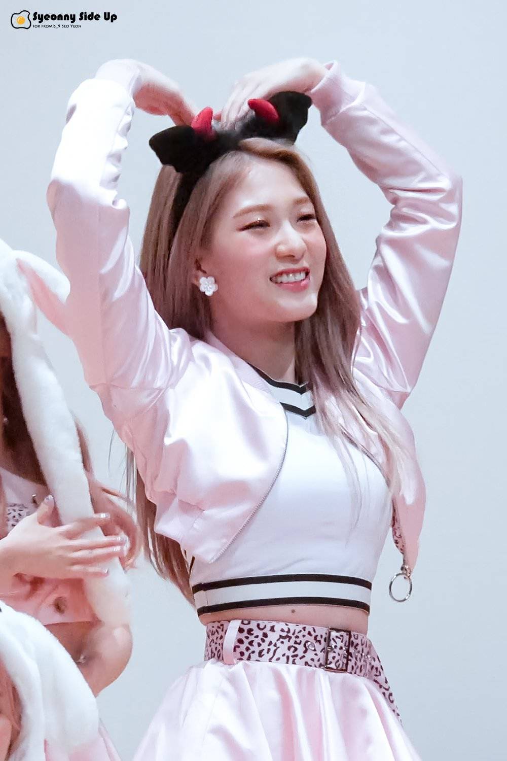 Seoyeon heart | Scrolller