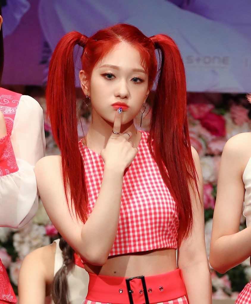 Seoyeon Thinking | Scrolller