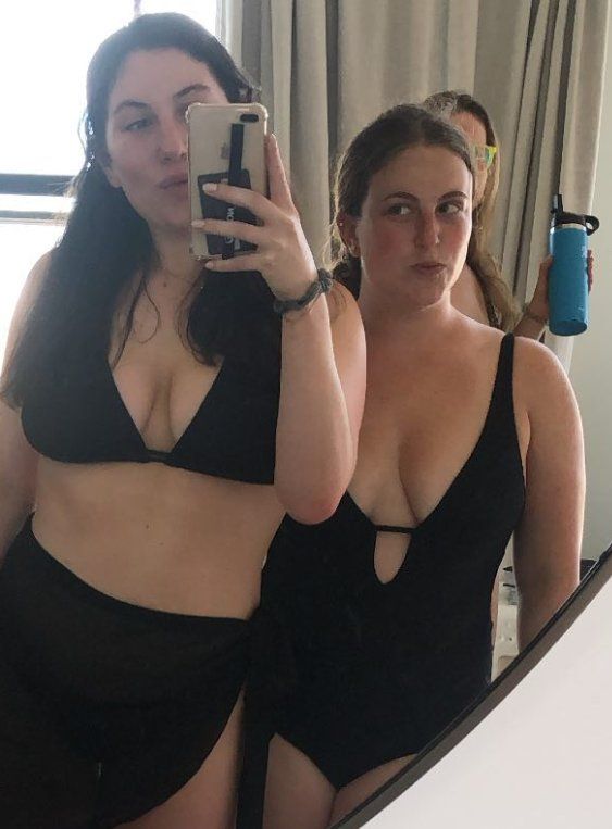 Serious side eye. | Scrolller