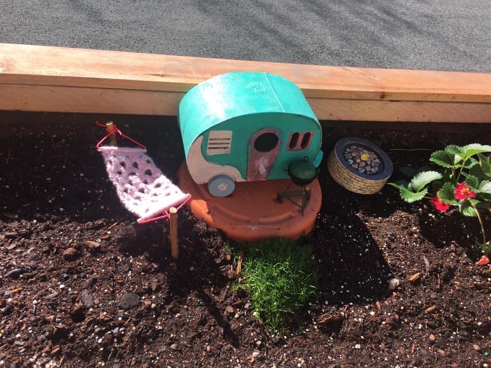 Setting Up Camp | Scrolller