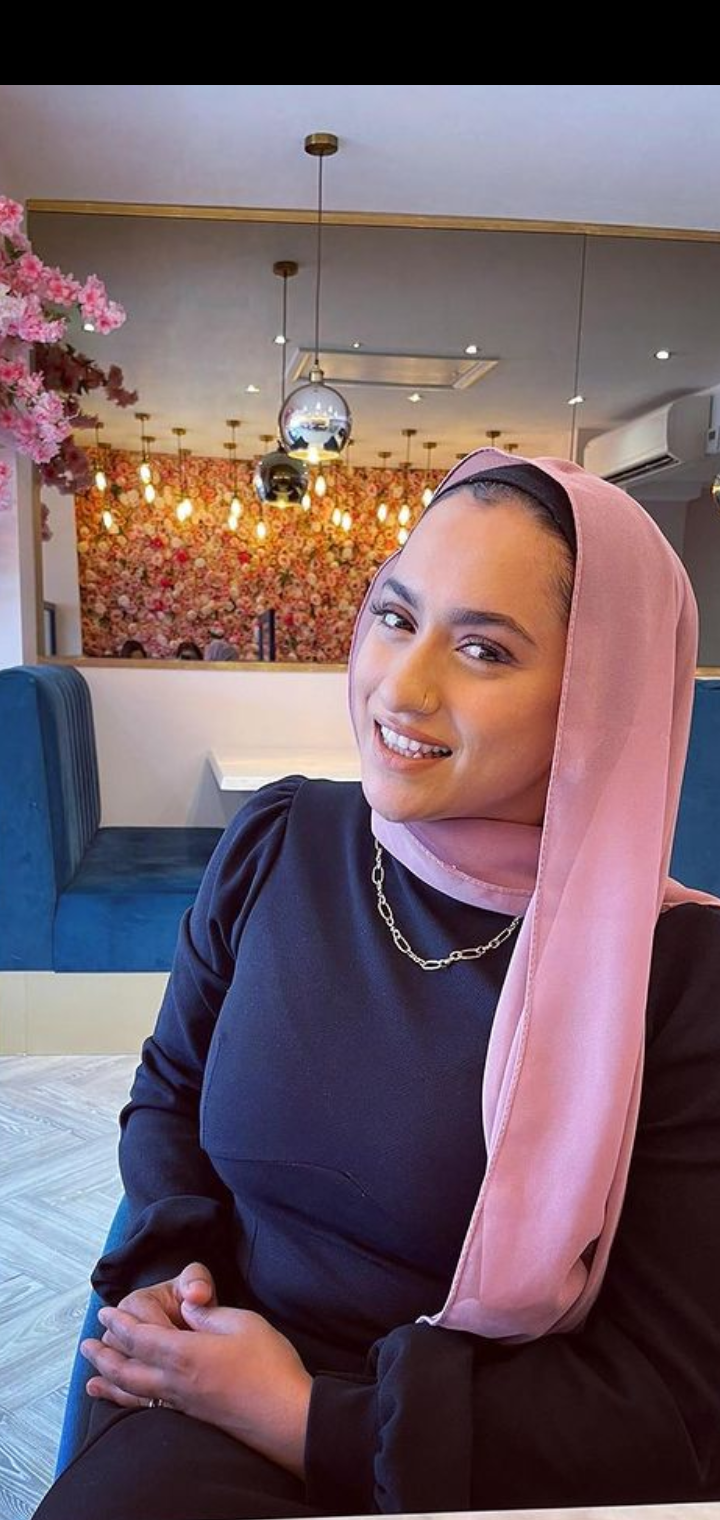 Sexy Bengali hijabi with big boobs | Scrolller