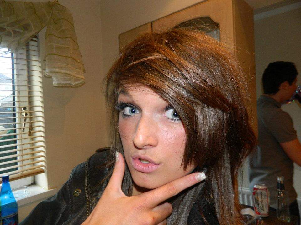 Sexy Chav Selfie 1 | Scrolller