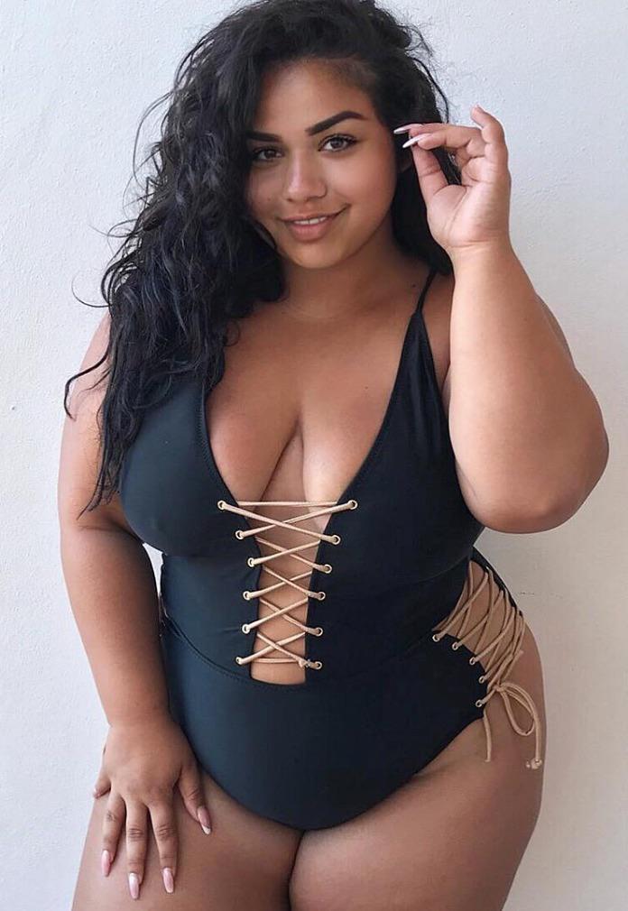 Sexy Diana Sirokai | Scrolller