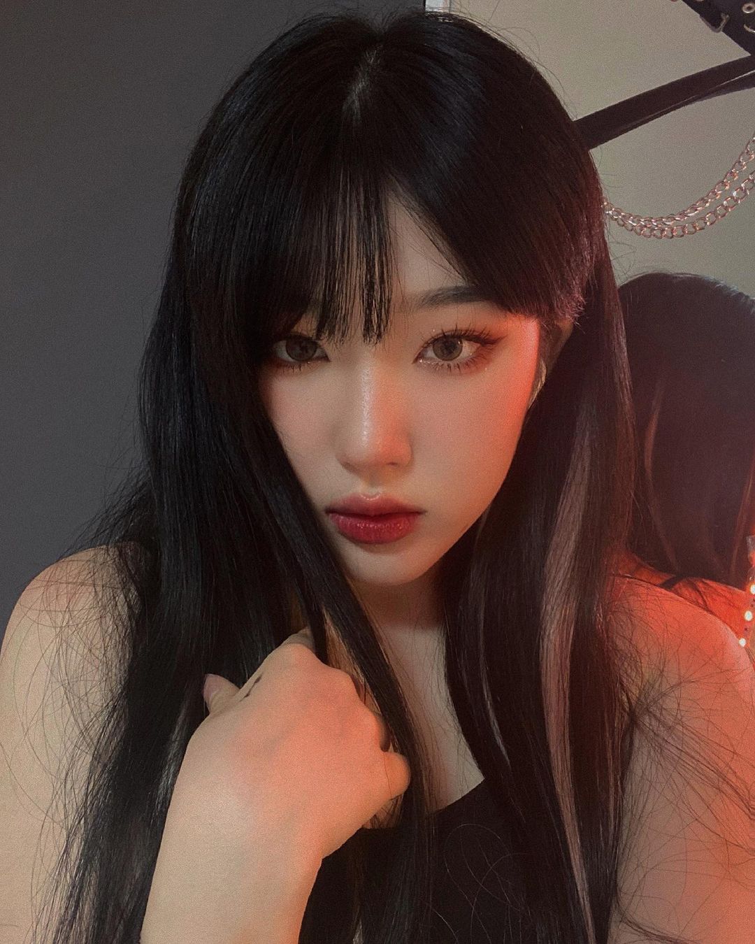 Sexy eyes | Scrolller