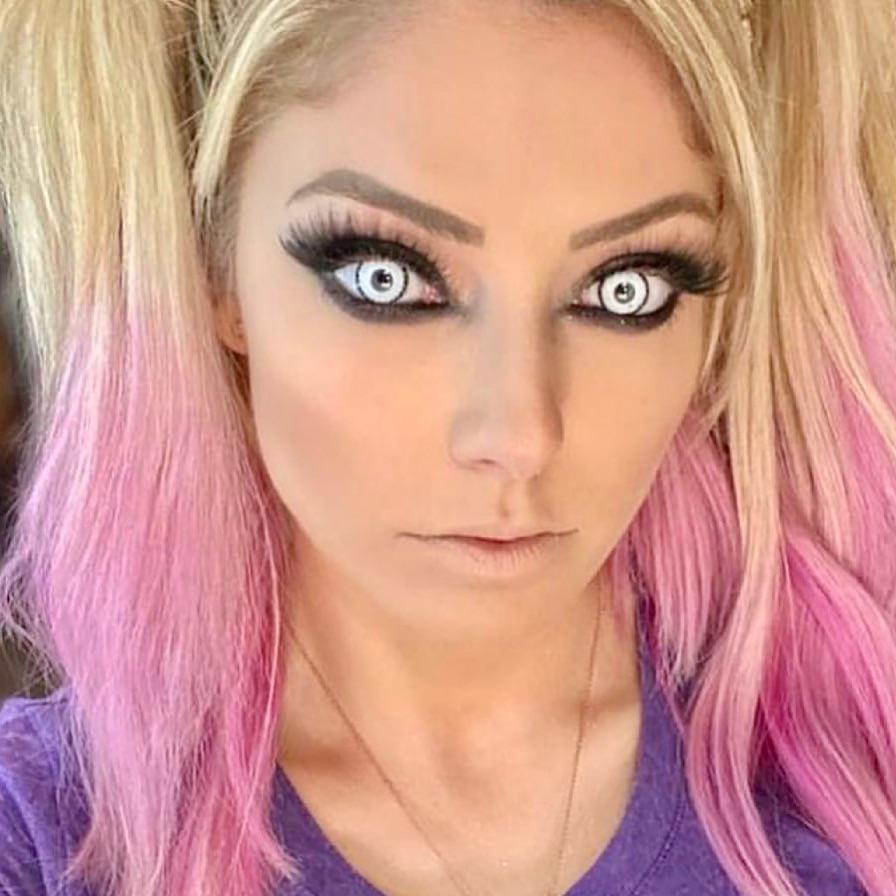 Sexy Lexi | Scrolller