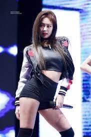 Sexy on stage | Scrolller