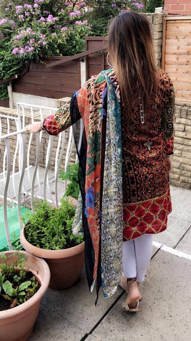 Sexy paki big ass feet how would you take her | Scrolller