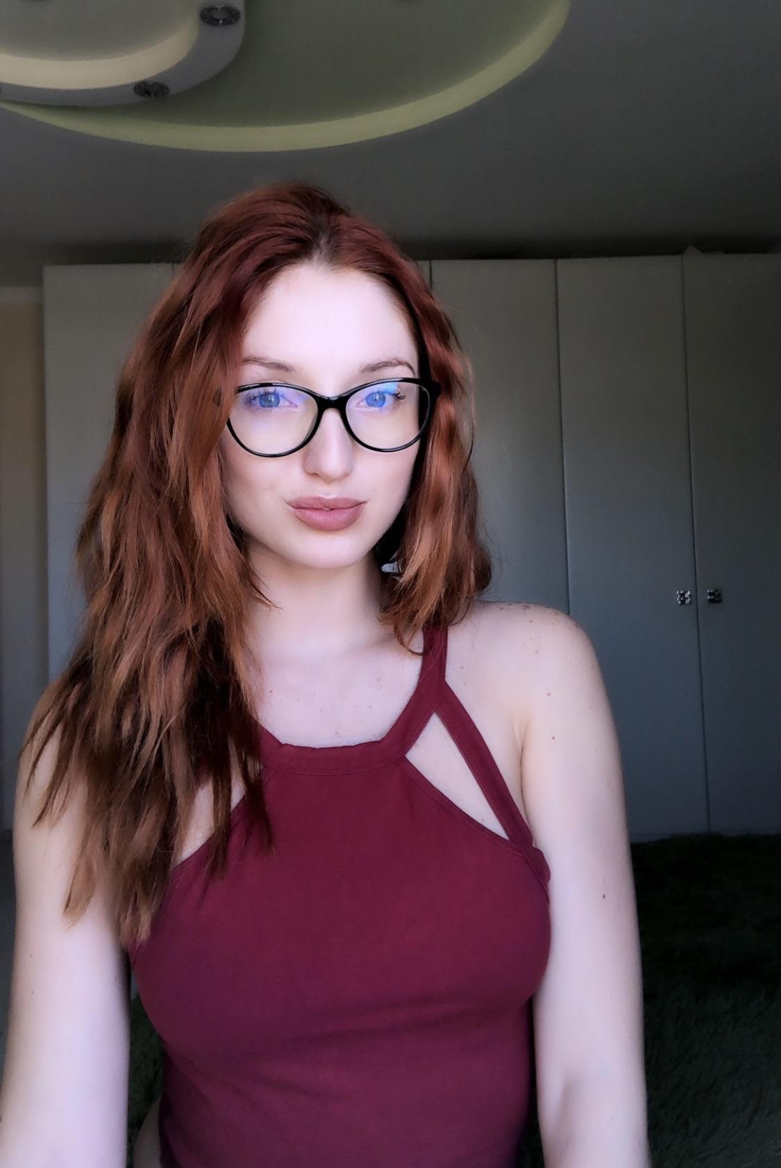 Sexy teacher 👩‍🏫 | Scrolller