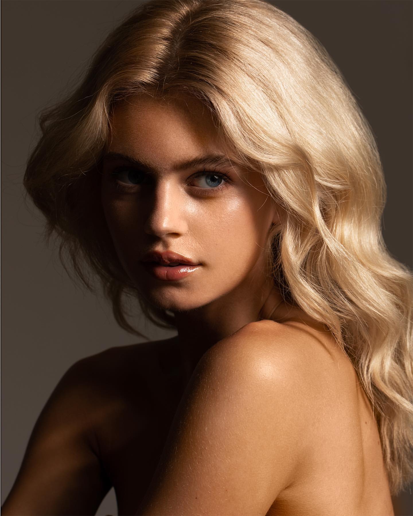 Shadow and Light | Scrolller