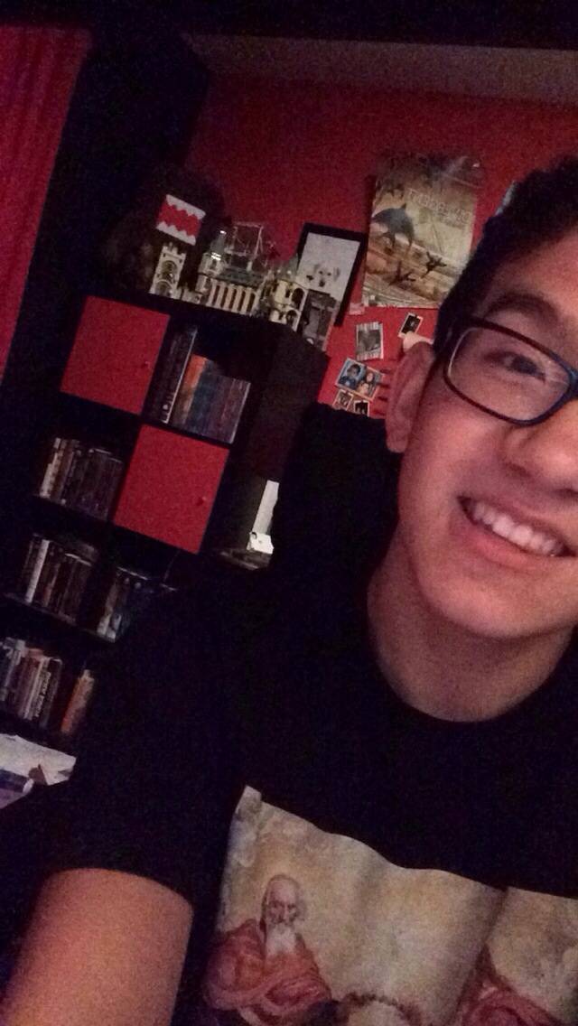 *shamelessly takes selfie* | Scrolller