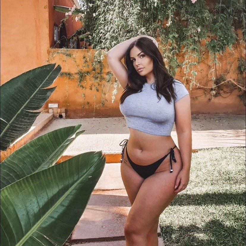 Sharon (@sharongrobben) | Scrolller