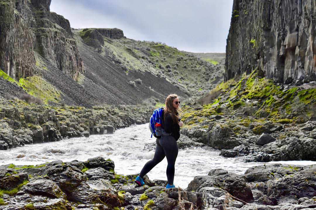 She could carry you on her back for the full hike. | Scrolller