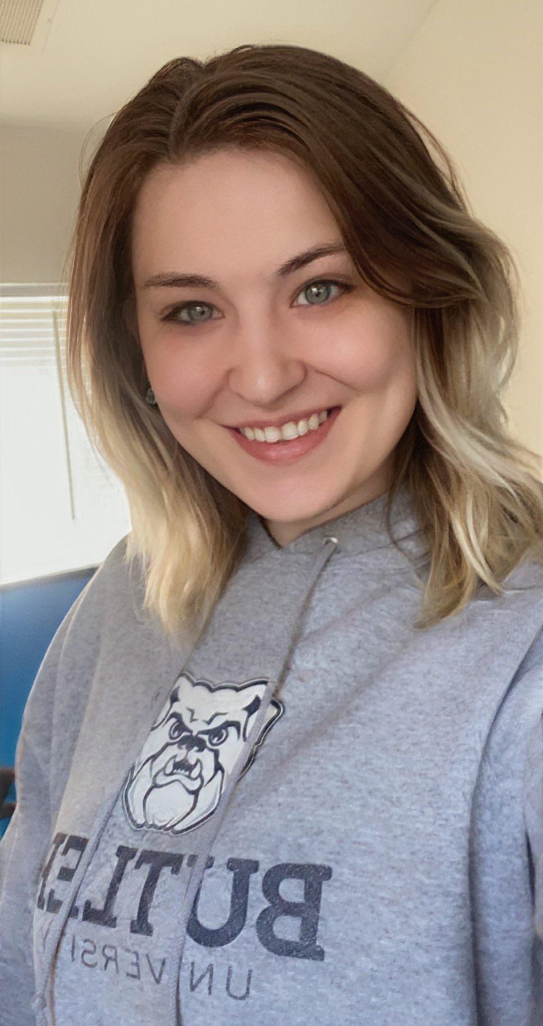 She do be looking cute tho :) | Scrolller