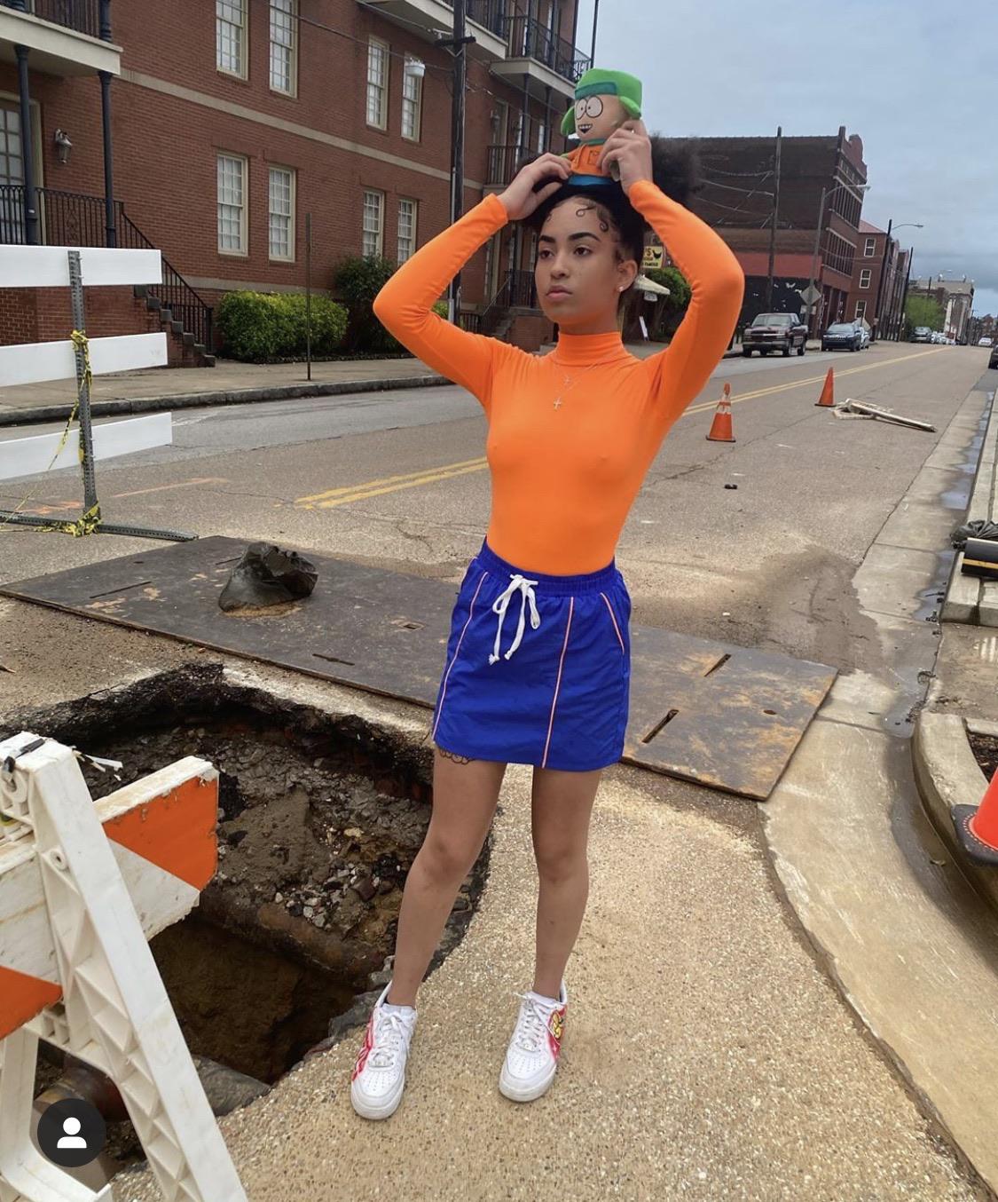 She fine af 3/3 | Scrolller