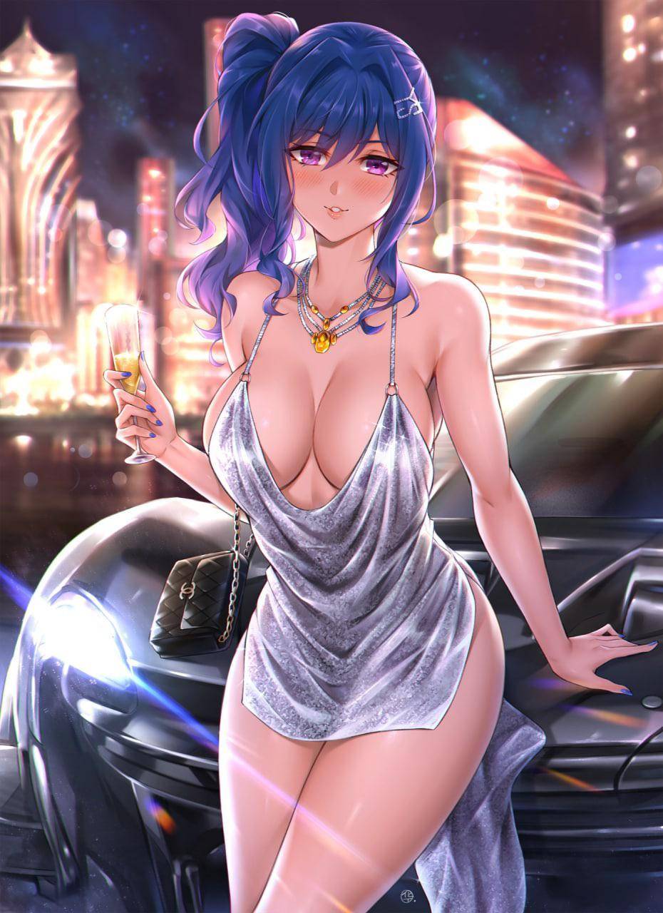 She like a diamond | Scrolller