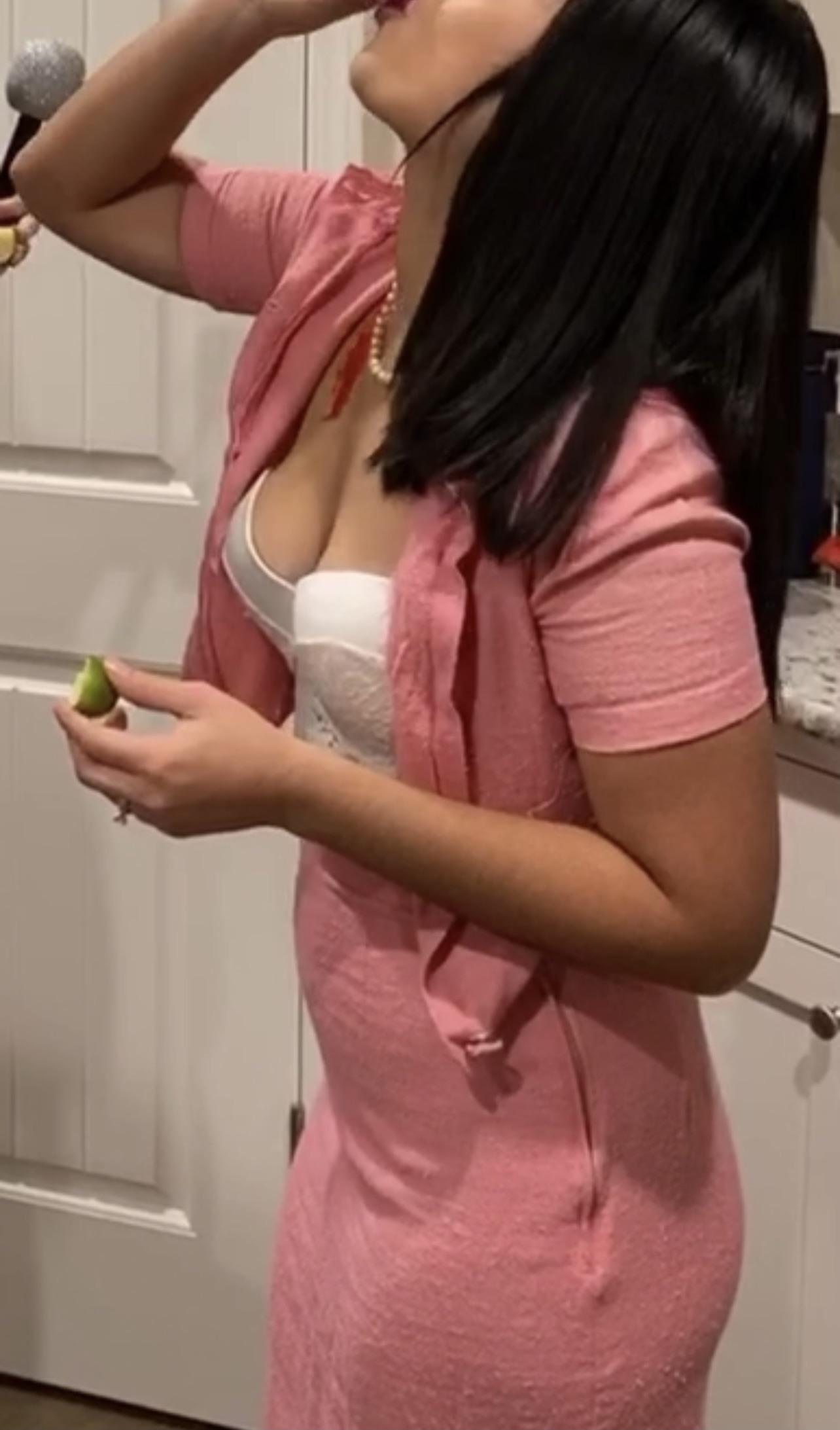 She’ll go home with anyone after a couple shots. | Scrolller